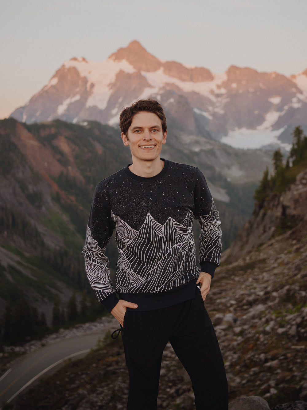Alpine Etching Pullover - Organic Cotton Fleece Sweatshirt | Happy Earth